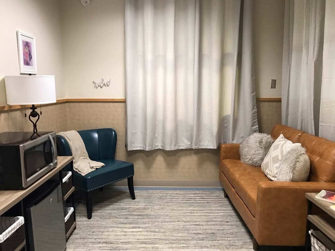 Pumping Room Makeover | Aeroflow Breastpumps